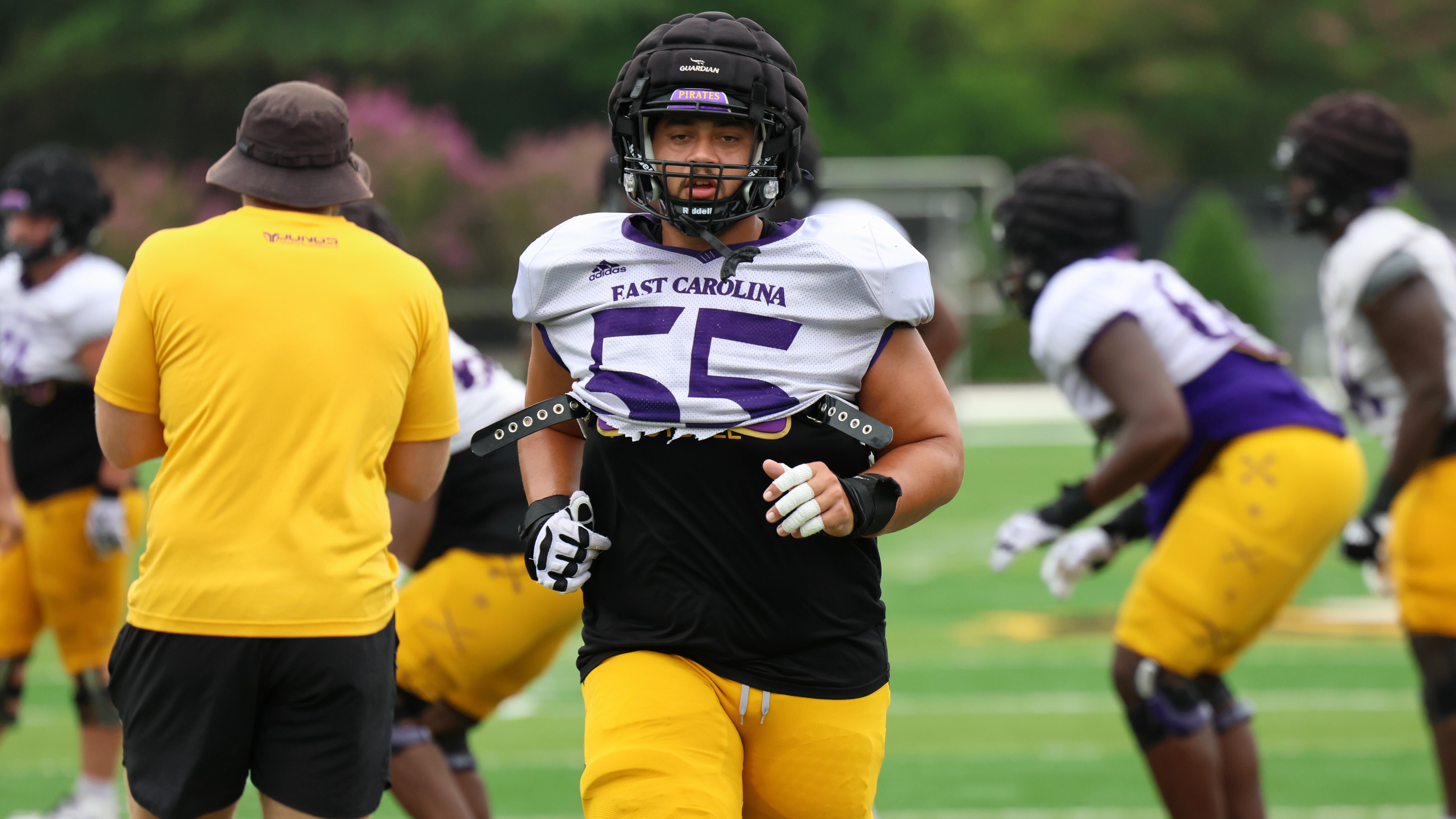 ECU's Darius Bell getting more comfortable after first start at center ...