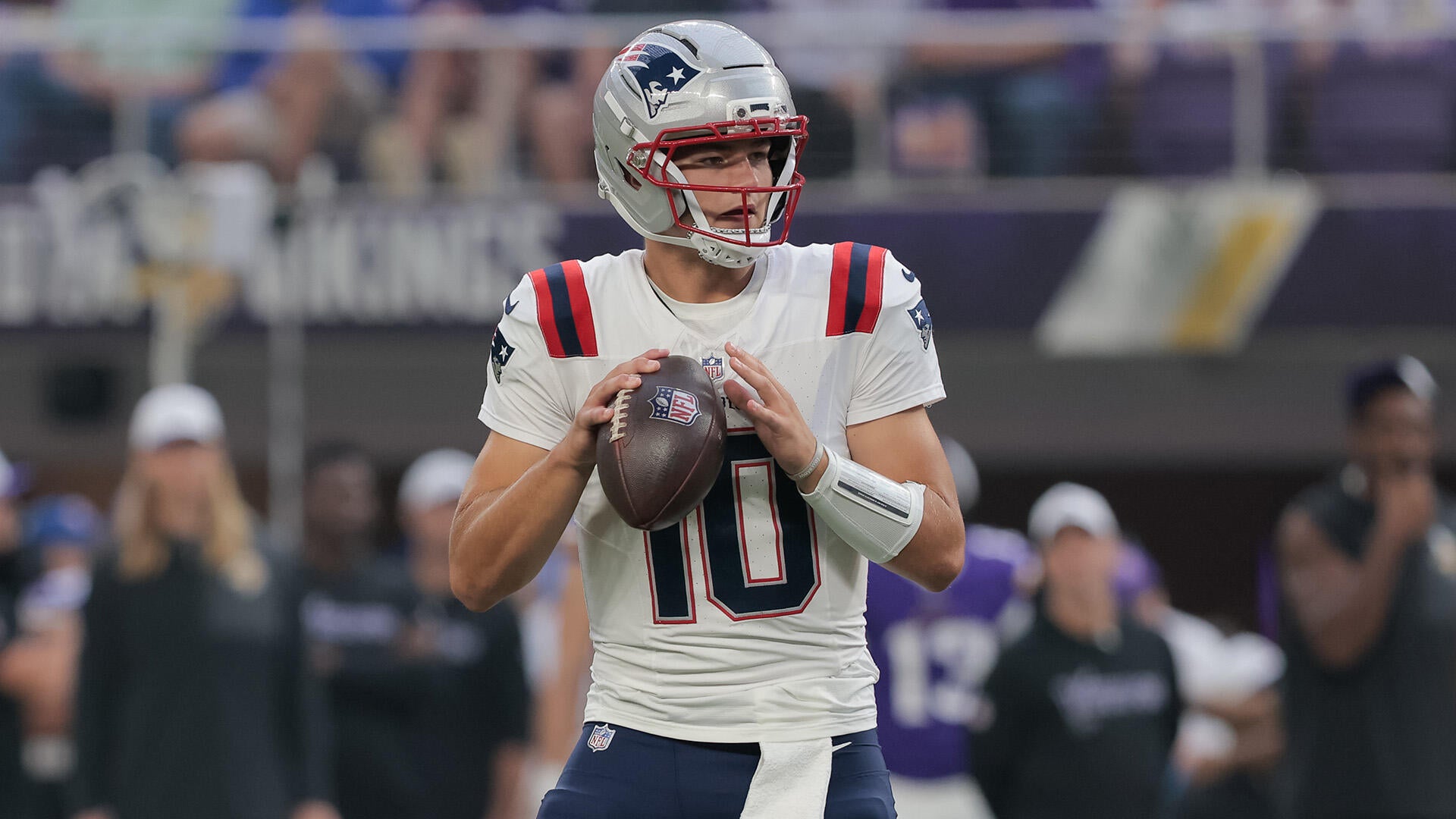 Raiders at Patriots: Drake Maye Enters Year 2 With Upside Stream of ...