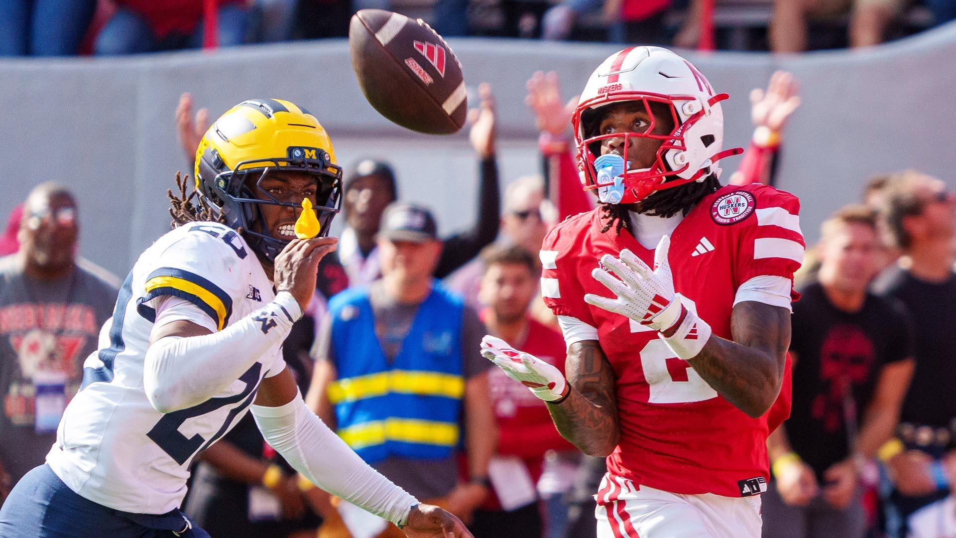 HAIL MARY! Nebraska scores on a Dylan Raiola prayer to end the first ...