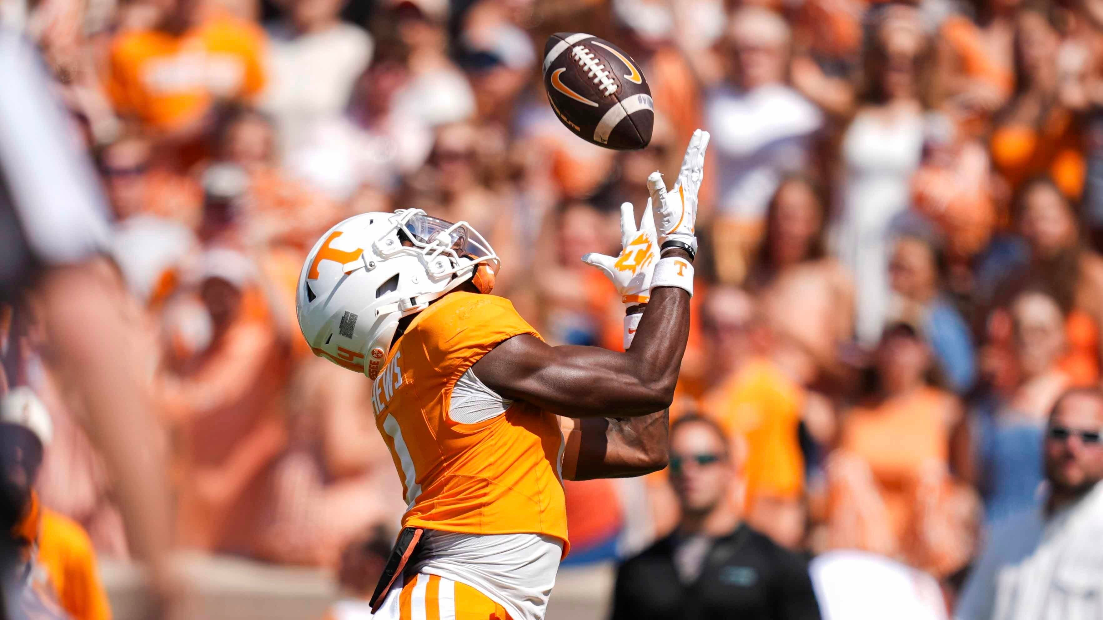 Vols WR Mike Matthews reacts to Tennessee's win over UAB Stream of ...