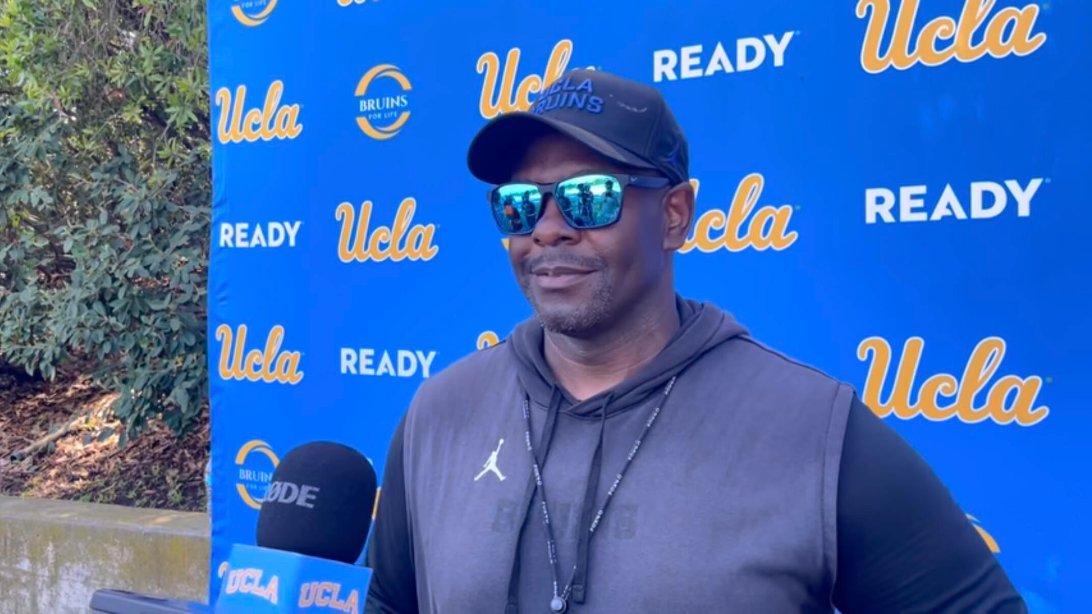 Excerpt: Tim Skipper on What he Sees from Northwestern's Offense ...