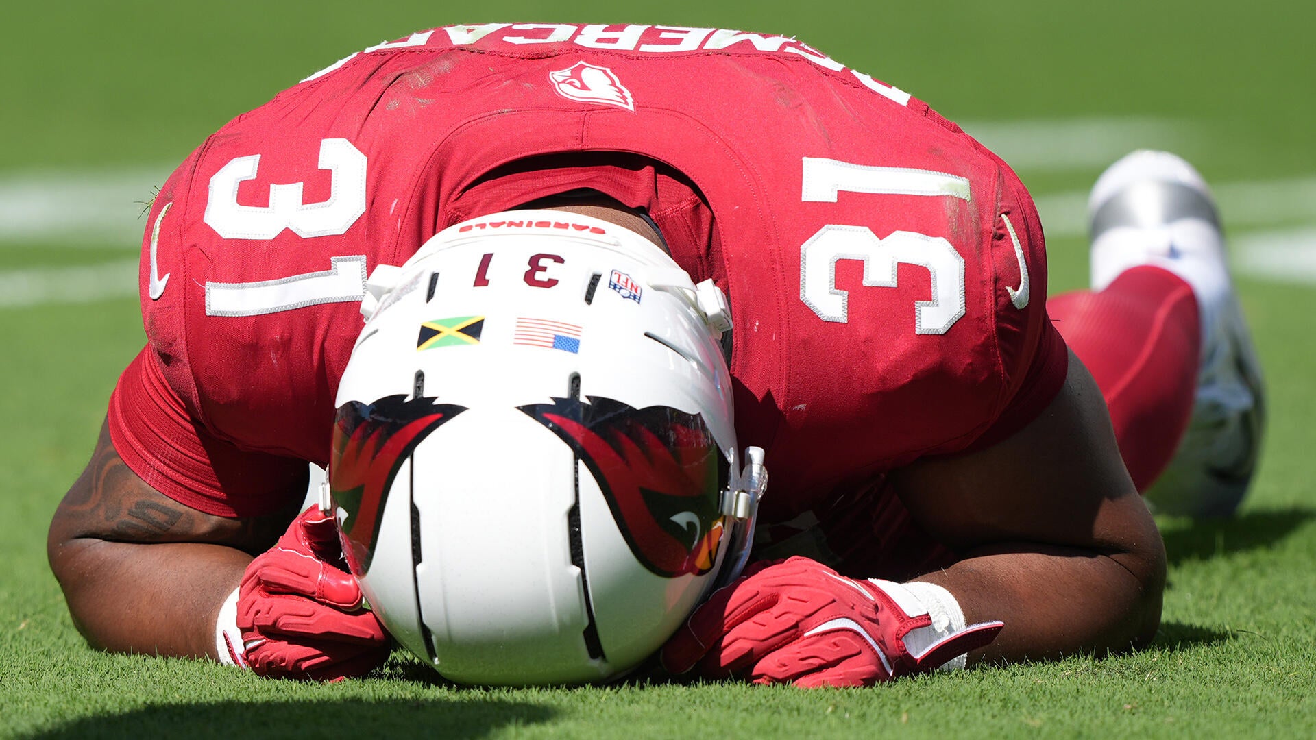 MENTAL MISTAKE: Cardinals RB Emari Demercado costs his team a TD by ...