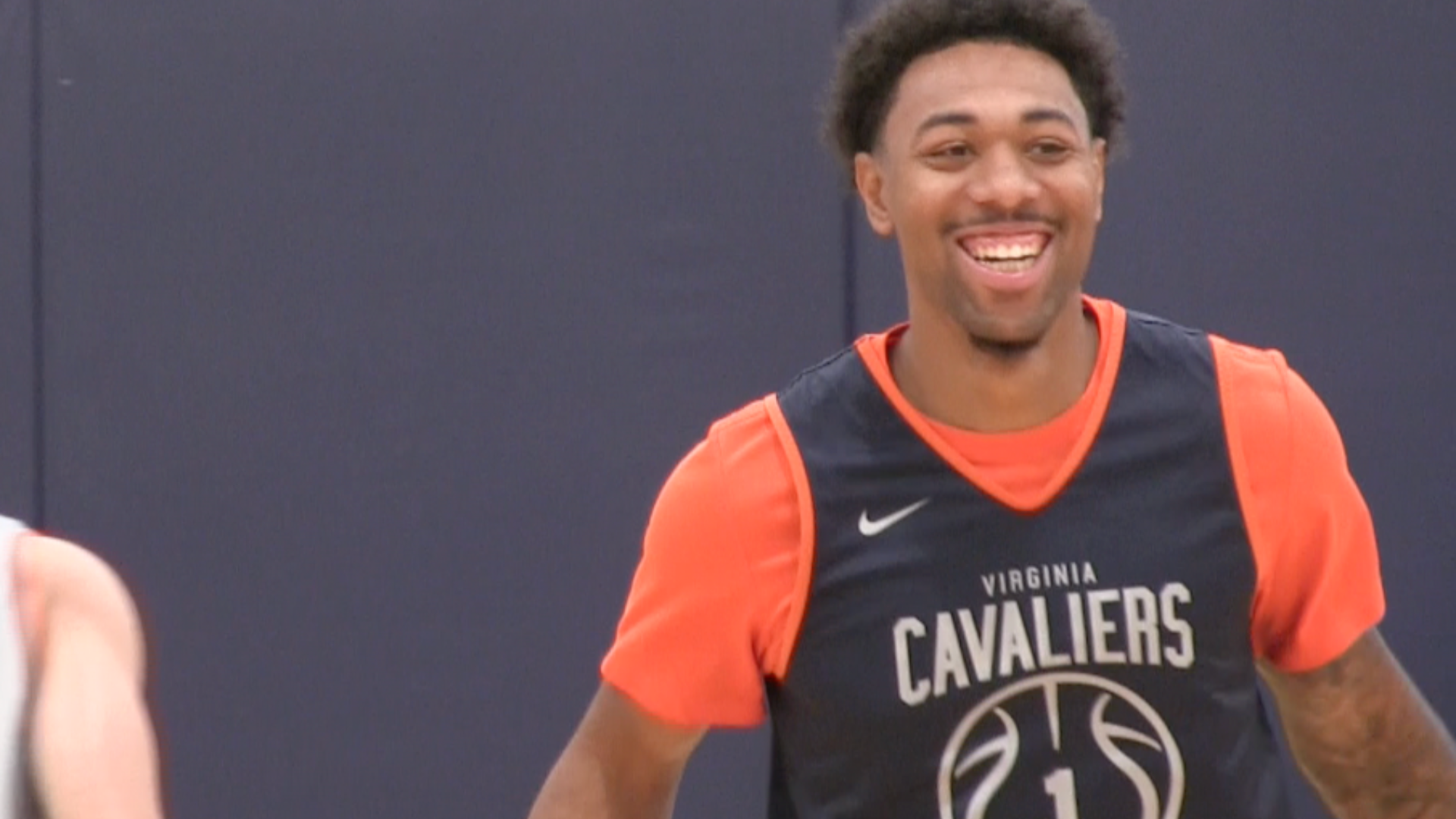 Virginia guard Malik Thomas talks team chemistry, pace of play Stream ...