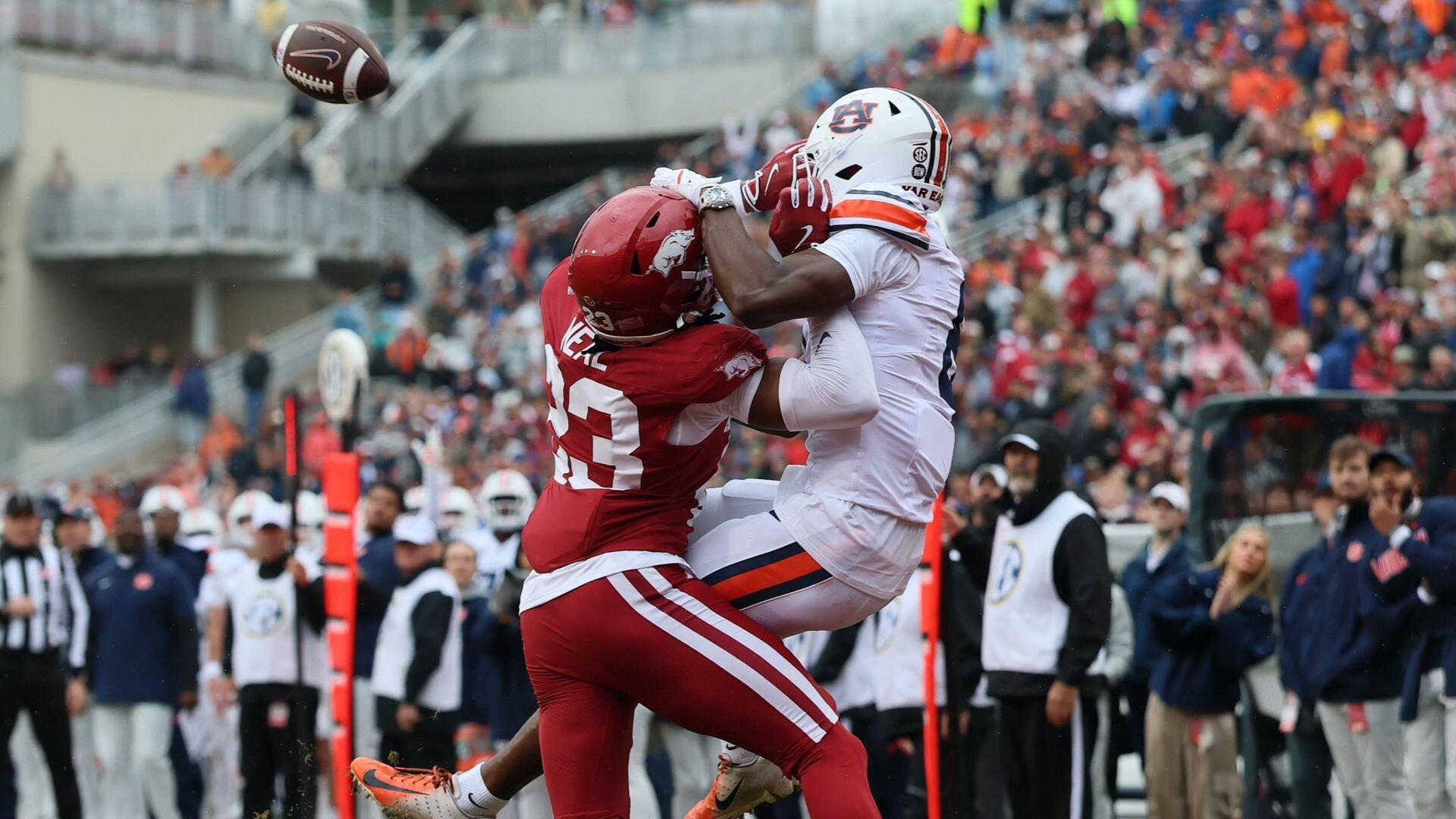 Arkansas' Kani Walker and Quincy Rhodes on moving forward from loss to ...