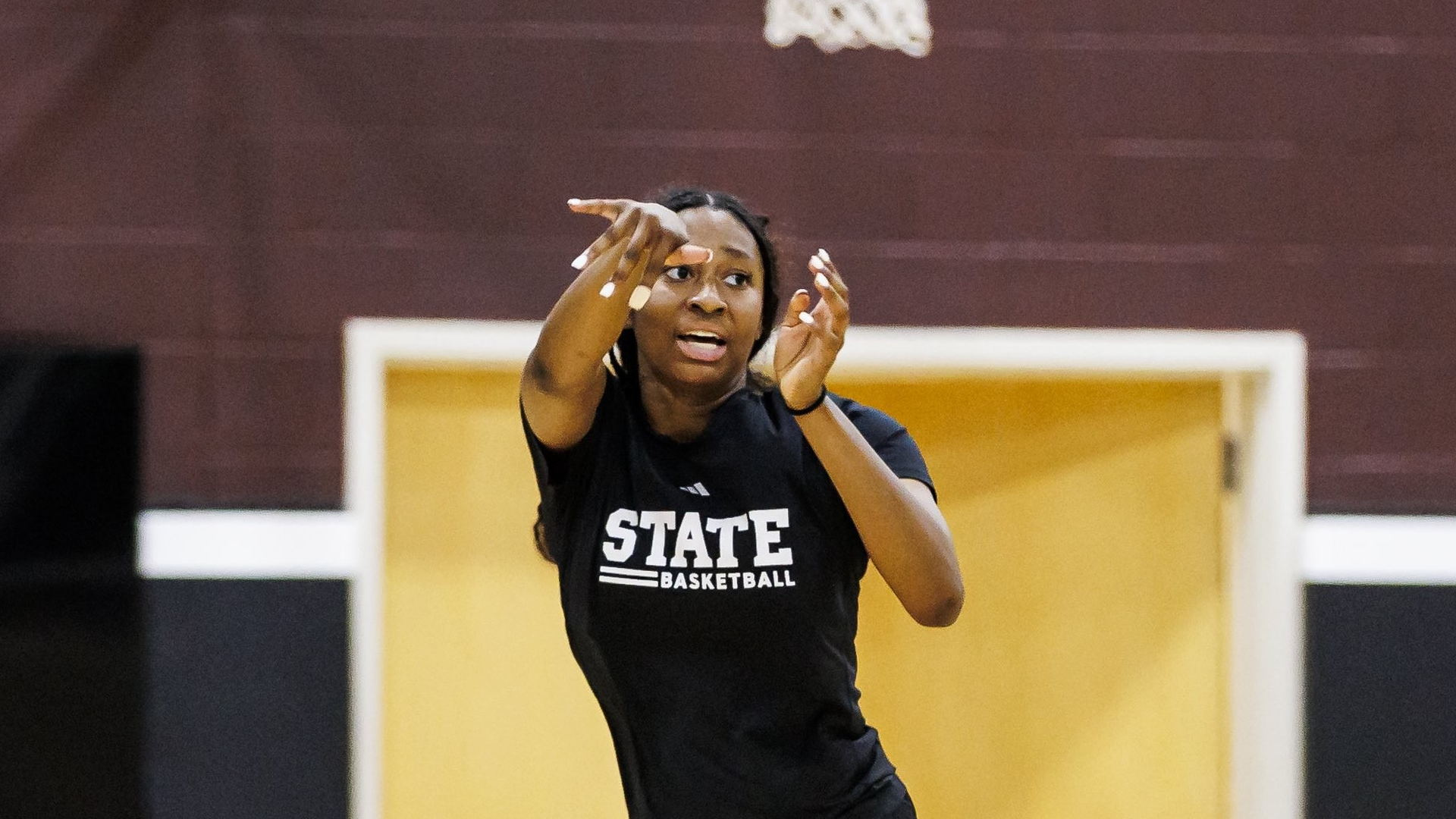 Lady Bulldogs Jaylah Lampley, Destiney McPhaul, Favour Nwaedoze post ...