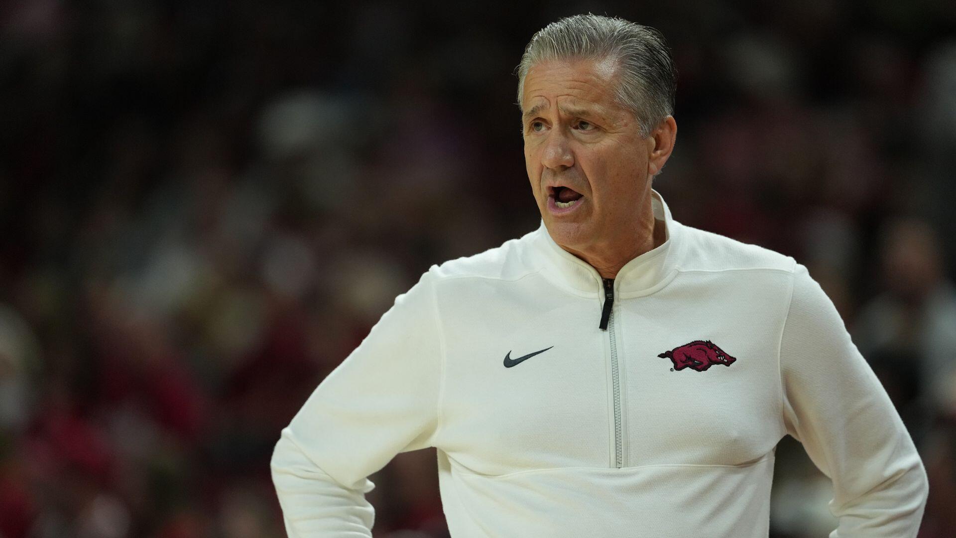 John Calipari breaks down Razorback performance in win over Samford ...