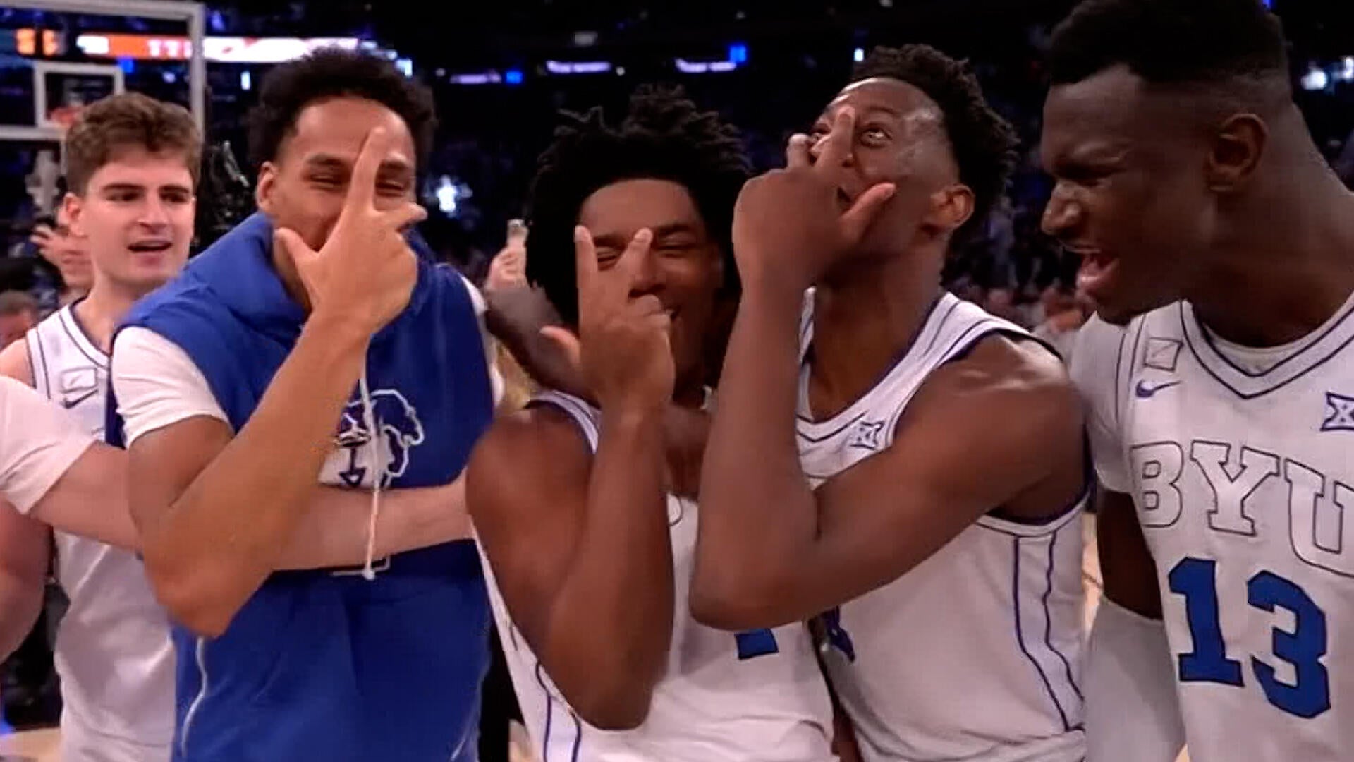 MUST SEE: BYU's Robert Wright III hits buzzer-beater to cap off 22 ...