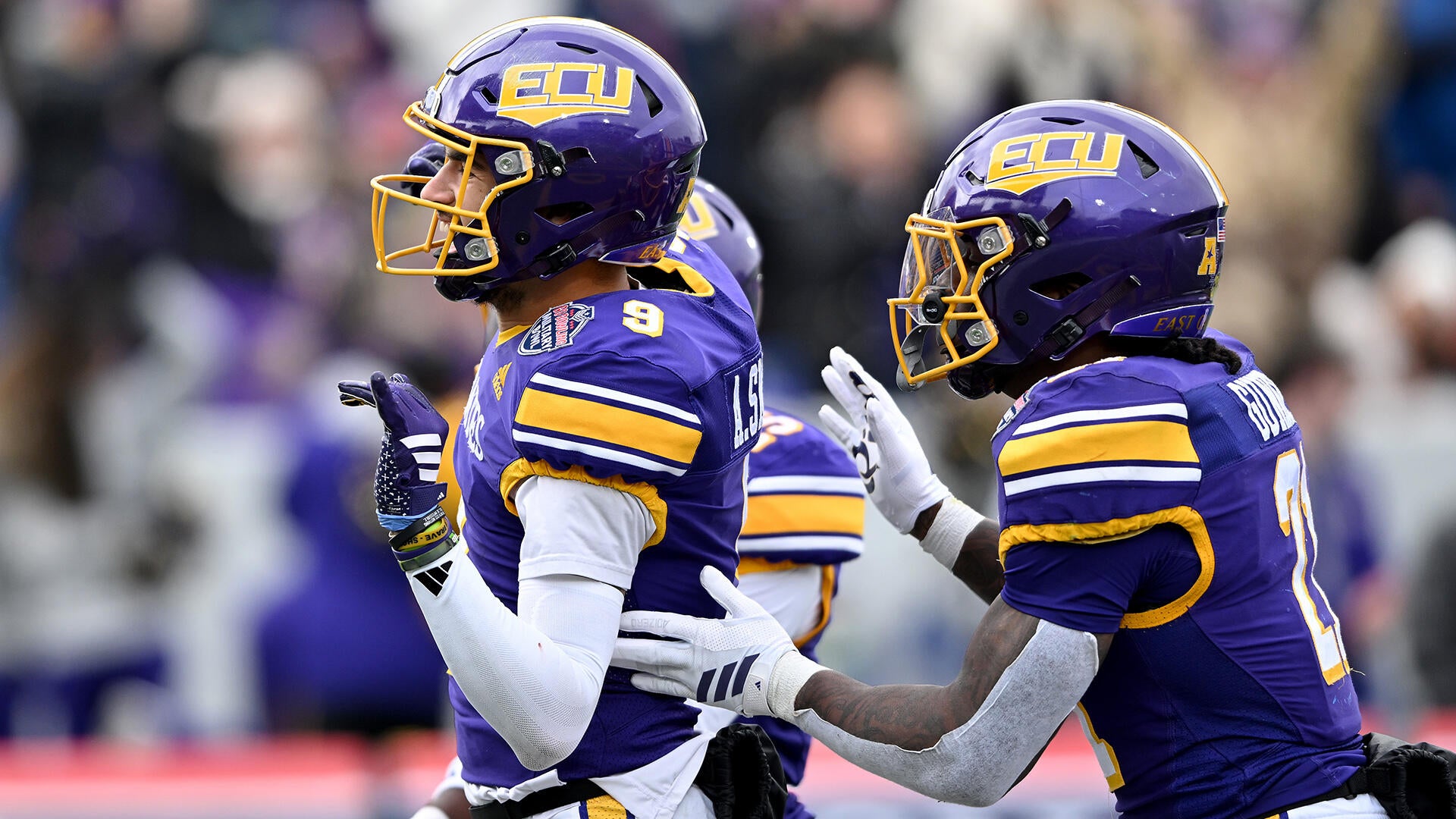When Work Works by UKG: ECU Defense Stream of General Videos - CBS Sports