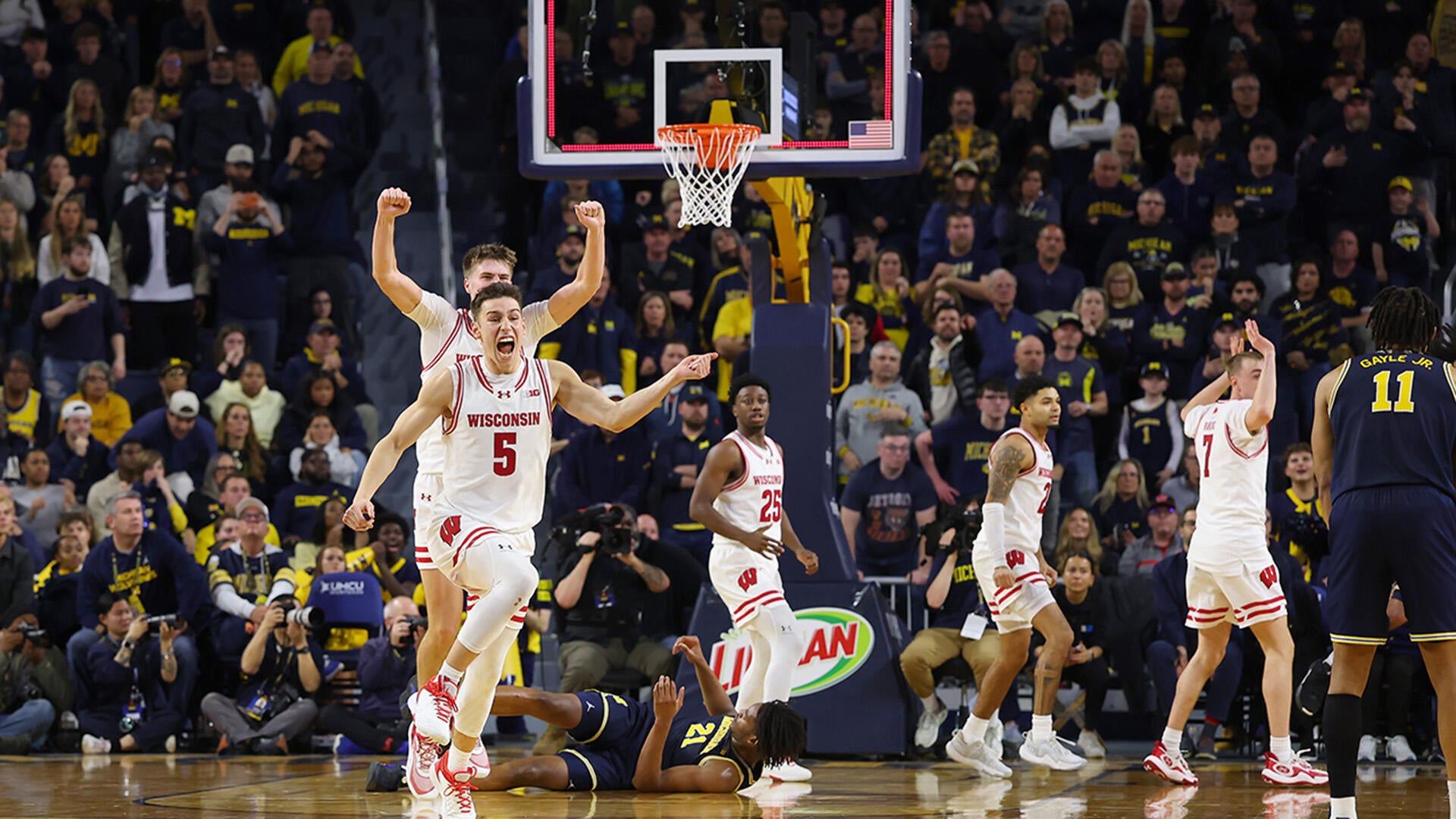 DOWN GOES NO. 2! Wisconsin hands Michigan its first loss of the season ...