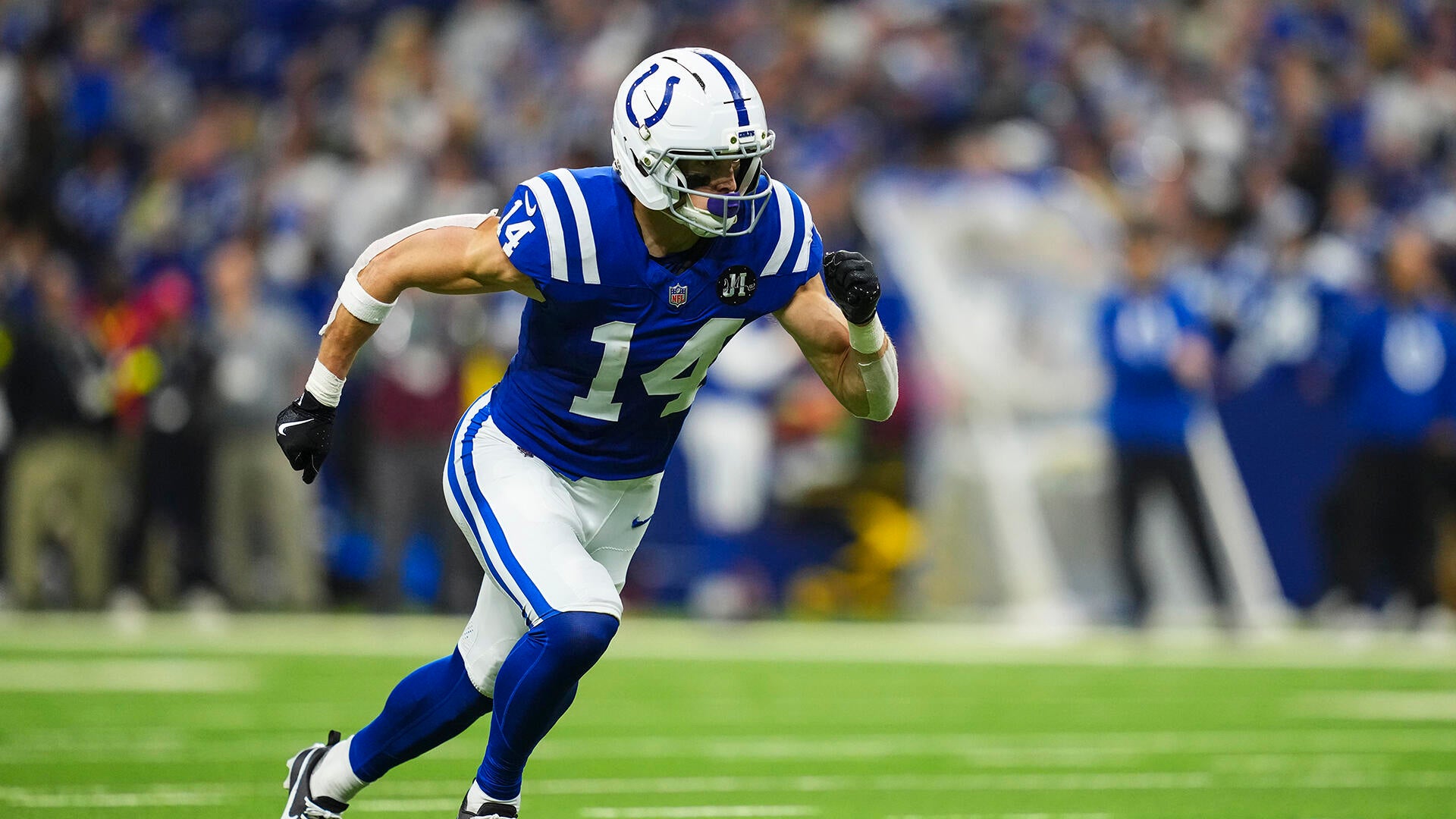 Two Intriguing NFL Free Agents to Watch, According to Leger Douzable ...