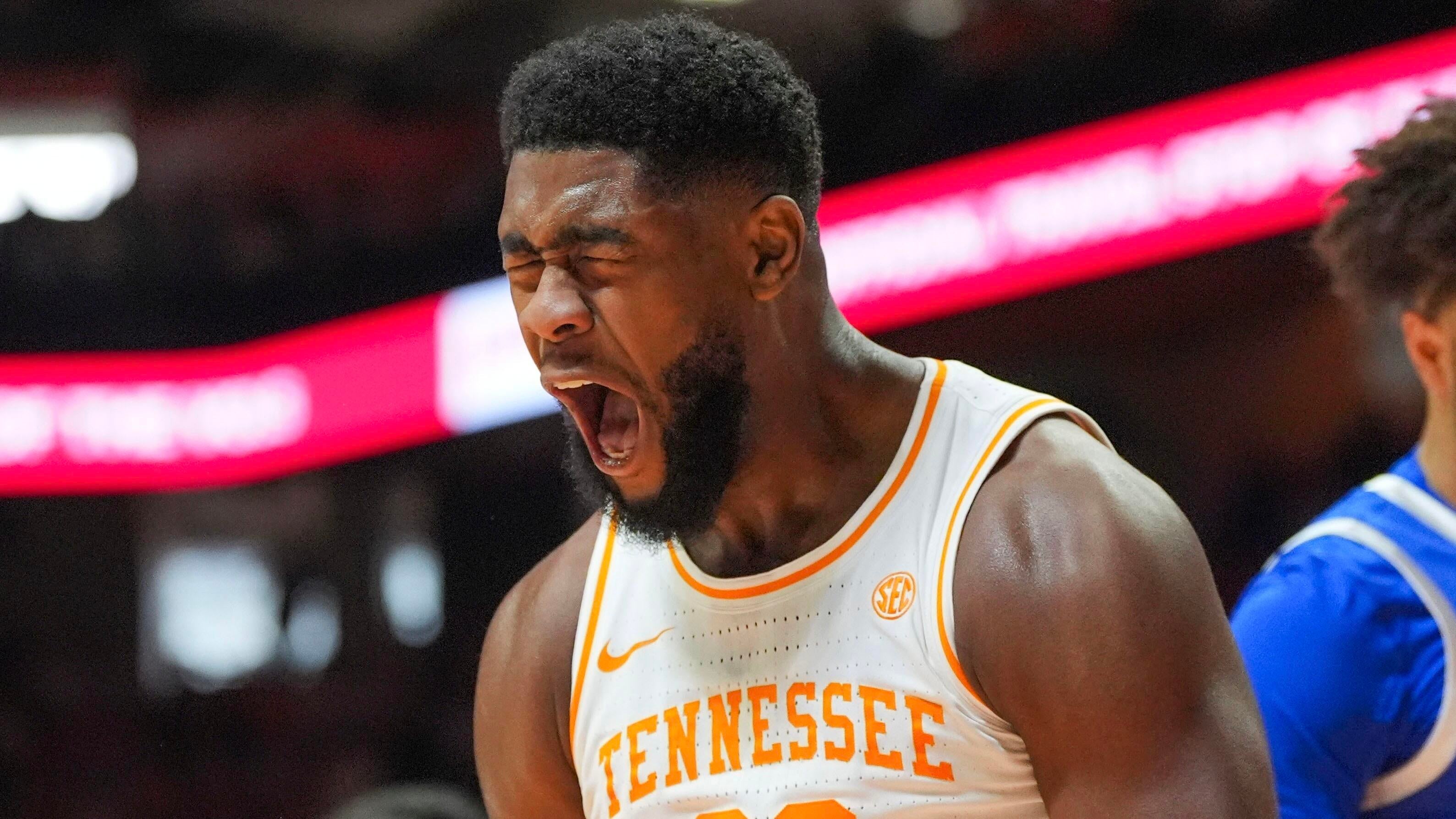 Rick Barnes explains why he started Jaylen Carey over DeWayne Brown II ...