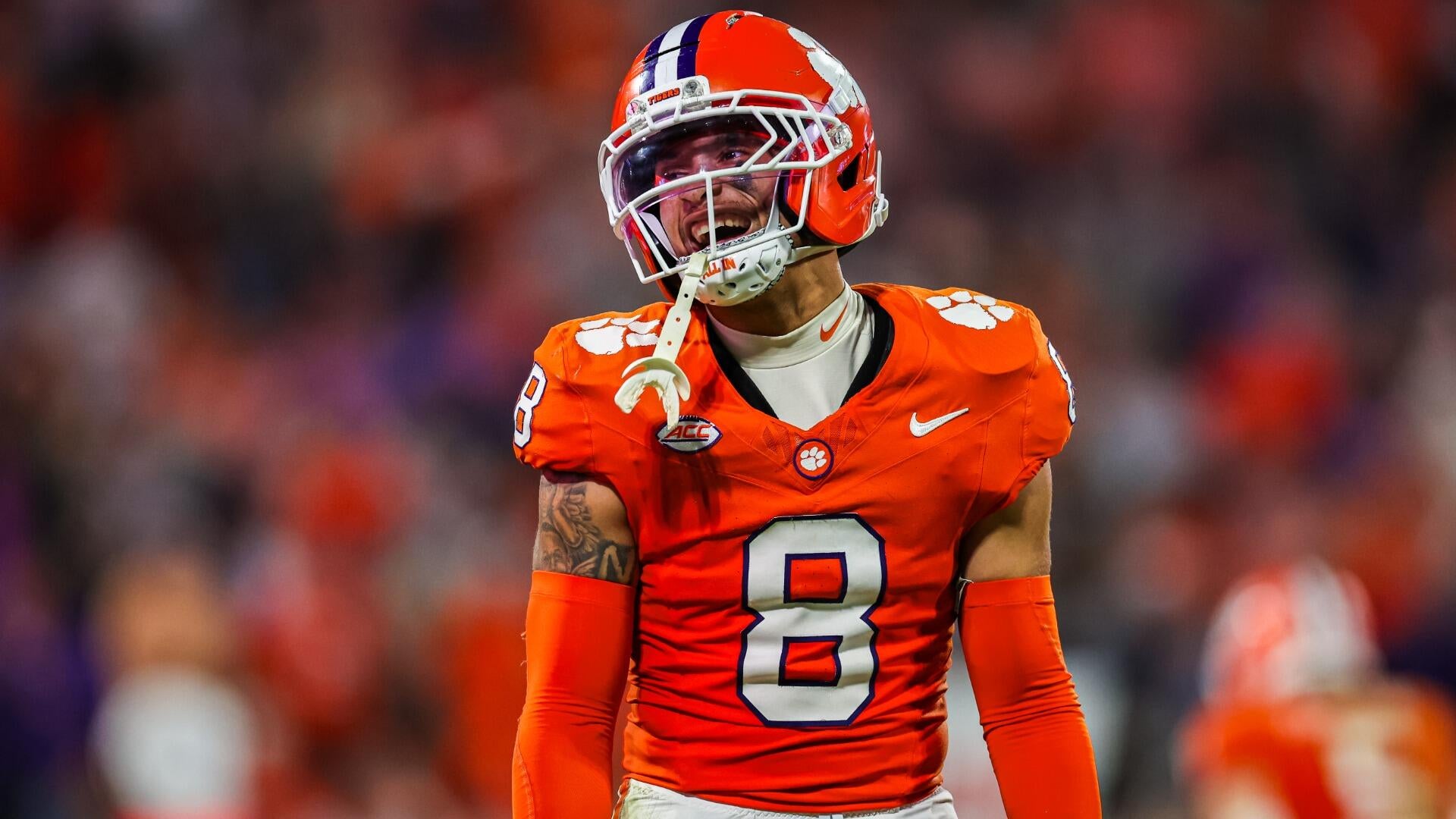 NFC West Cash or Class: Avieon Terrell or Jaylen Watson? Stream of ...