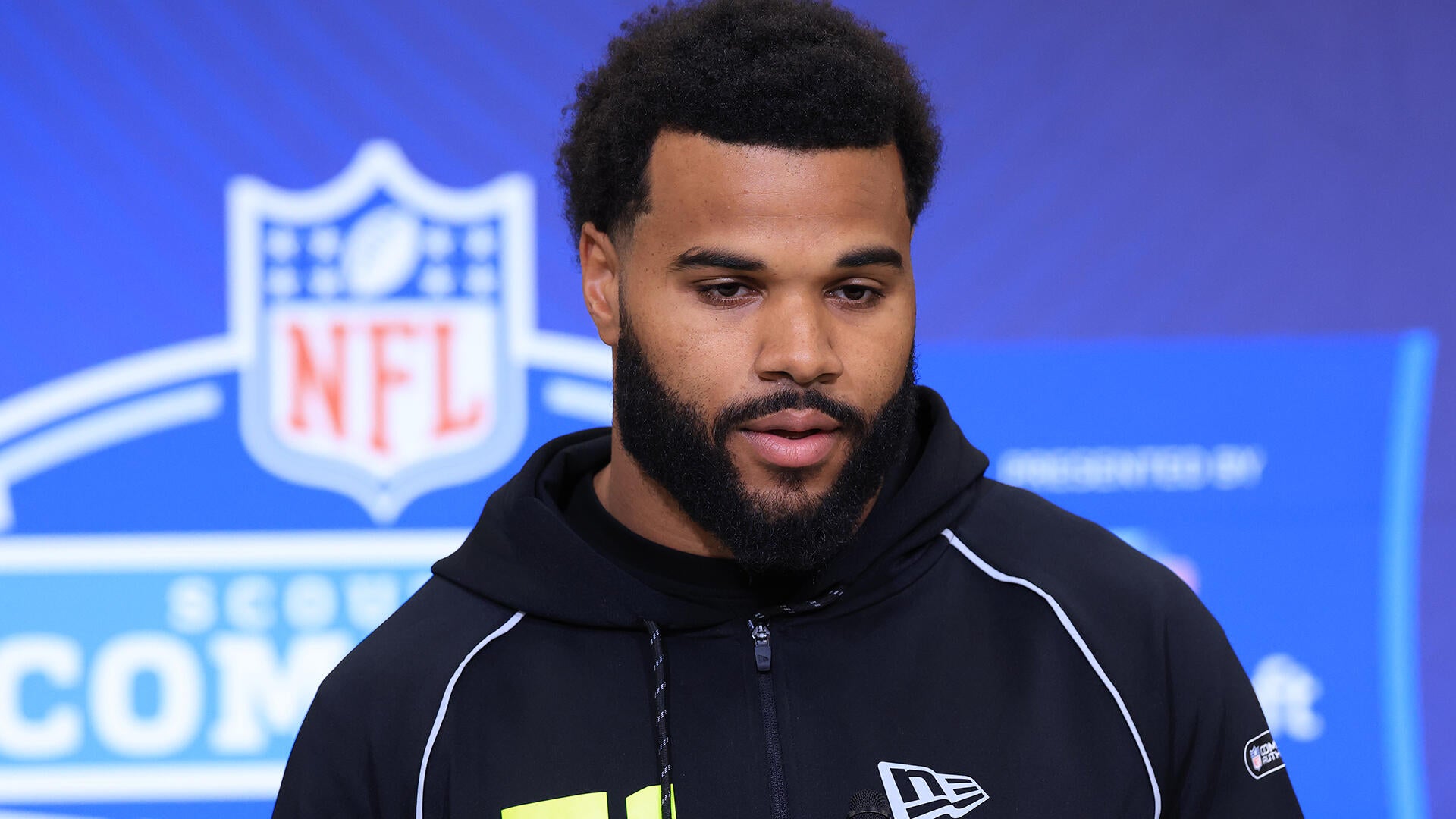 Miami's Akheem Mesidor on connection with Jason Taylor Stream of ...