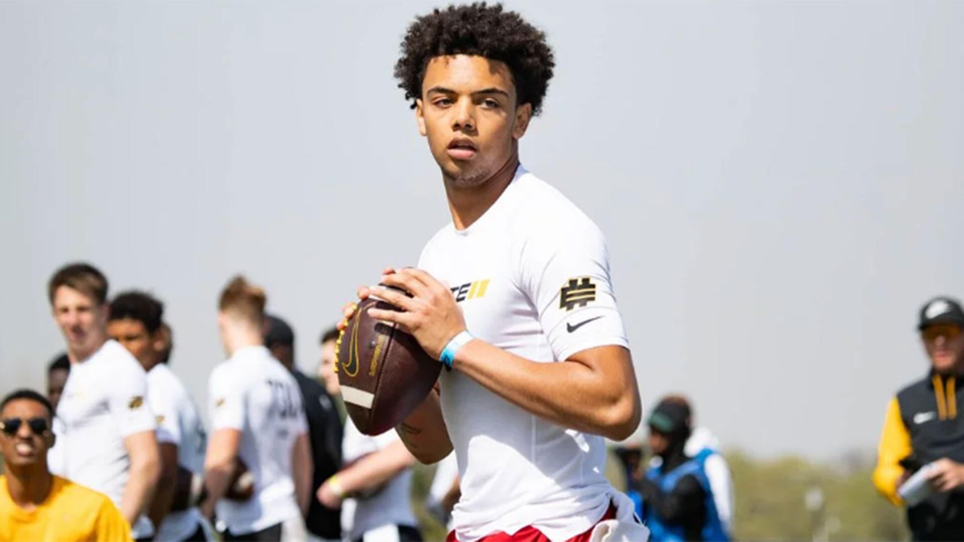 Elite 11 Finals Draft: Nebraska Commit Trae Taylor - Pick #1 Stream of ...