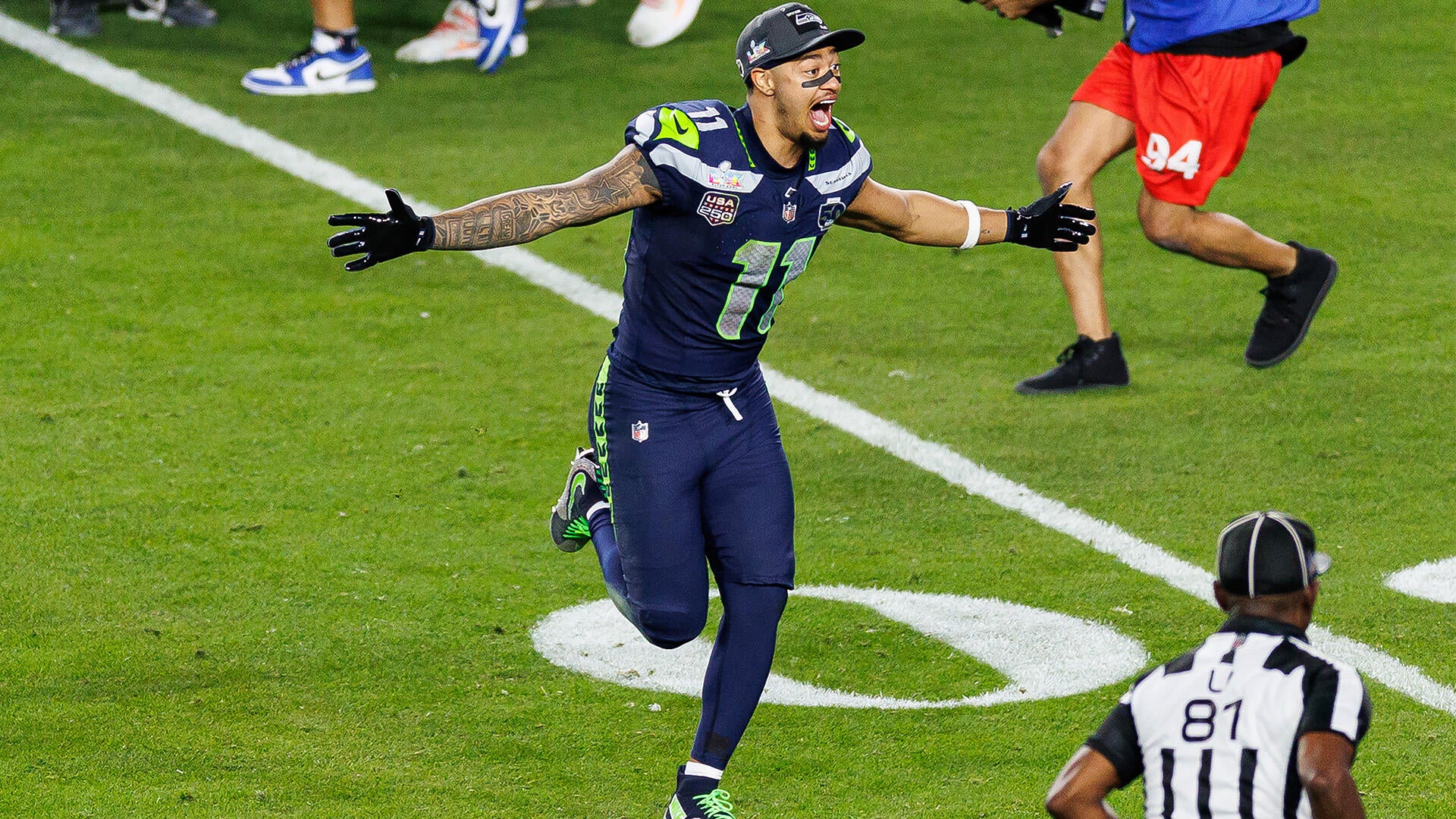 Breaking News: Seahawks Agree To Record-Breaking Extension With Jaxon ...