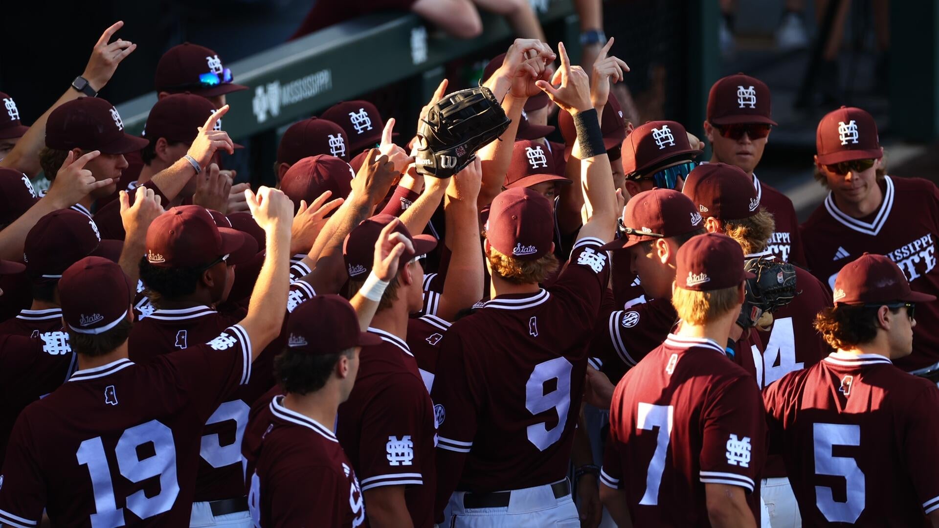O'Connor talks Diamond Dawg Friday win over South Carolina Stream of ...
