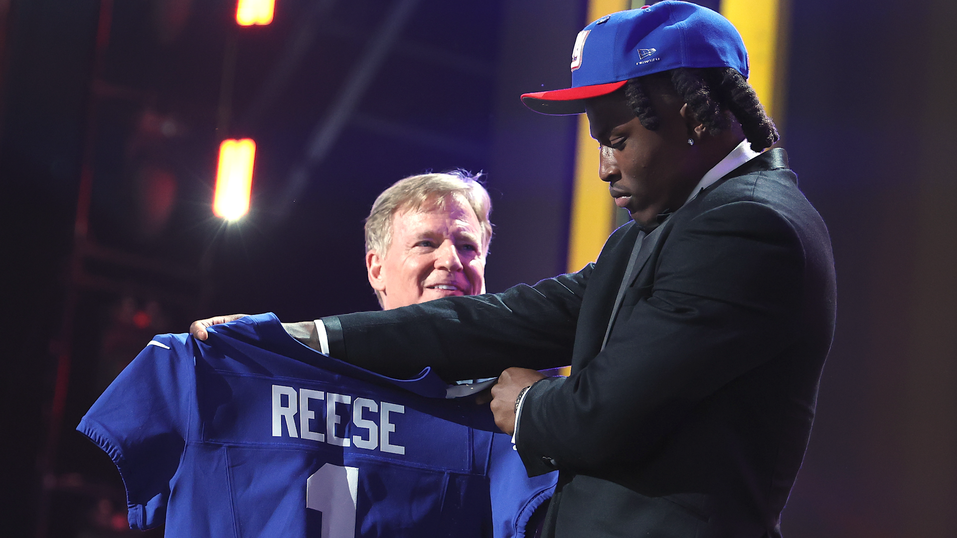 NFL Draft Day 1 Recap: Comparing Jets, Giants 1st RD Picks Stream of ...