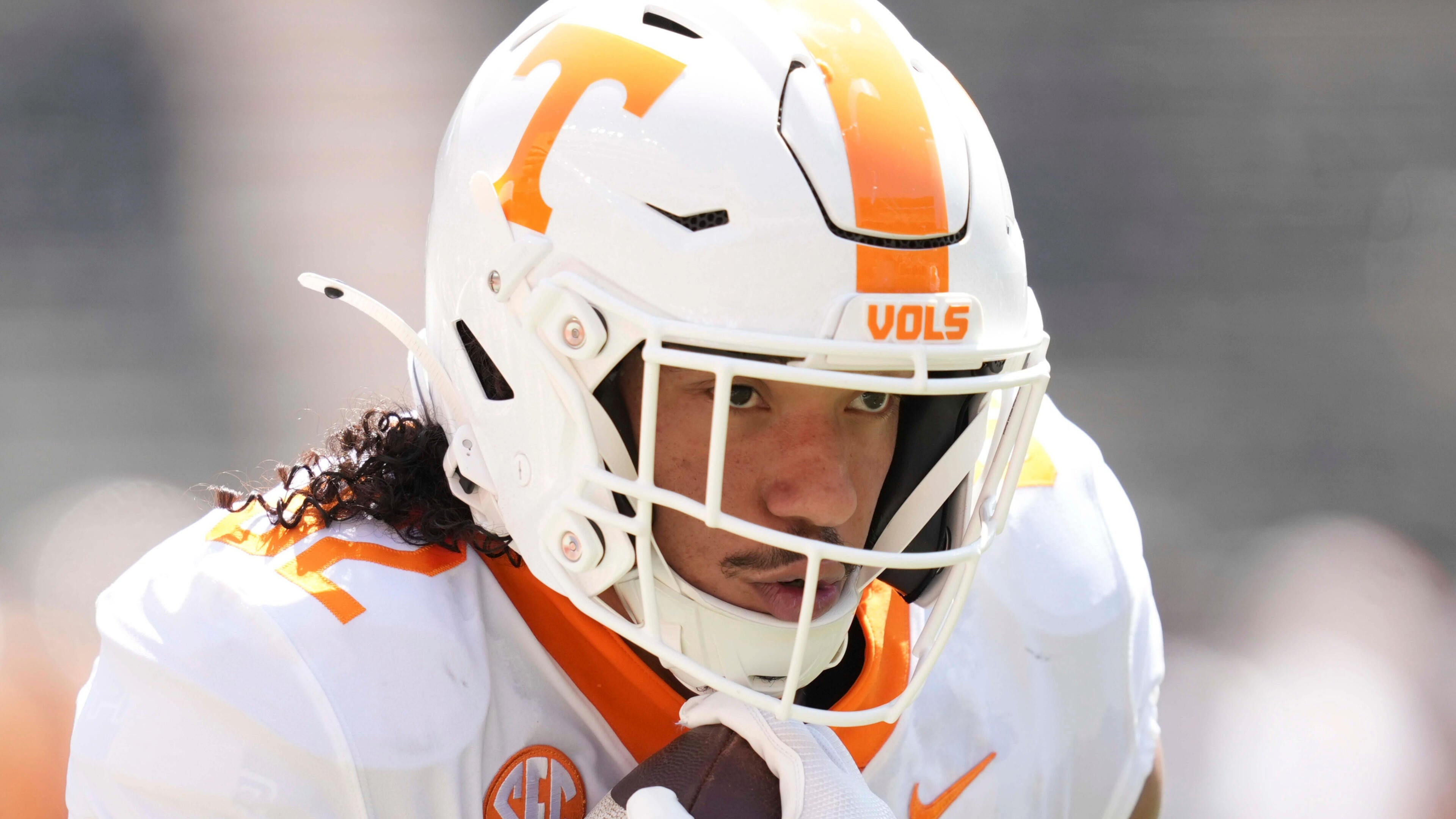 'The dude dominated the C-gap': Transfer TE Trent Thomas caught ...