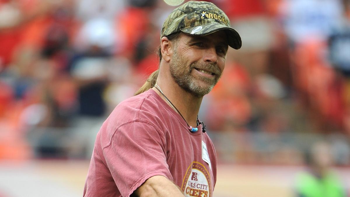 LOOK: WWE legend Shawn Michaels is digging Penguins' 'HBK Line ...