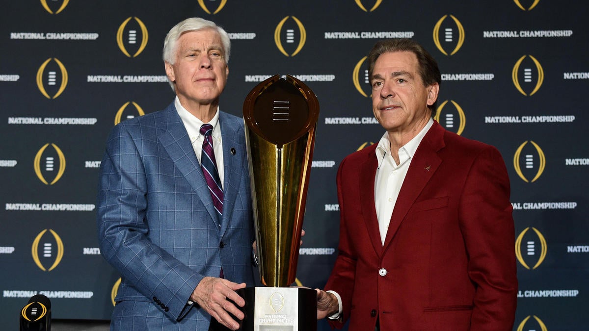 Alabama AD speaks on Tide separating from former assistant Bo Davis ...