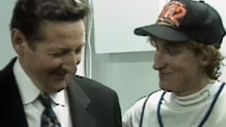 WATCH: Wayne Gretzky's touching tribute to his father and hockey dads ...