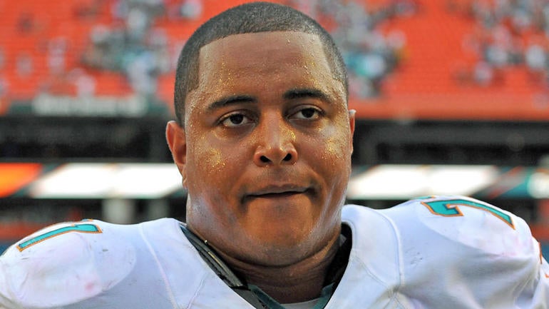 Jonathan Martin detained after gun threat to two NFL players and old ...