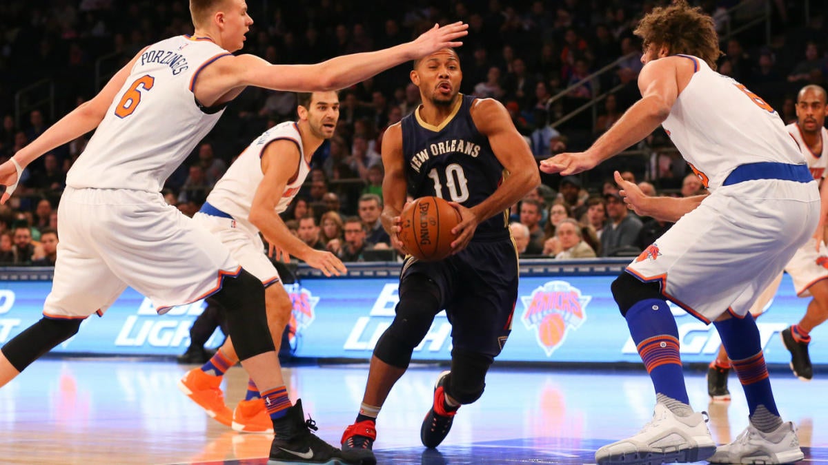 Report: Knicks discussing deal with oft-injured Eric Gordon - CBS Sports