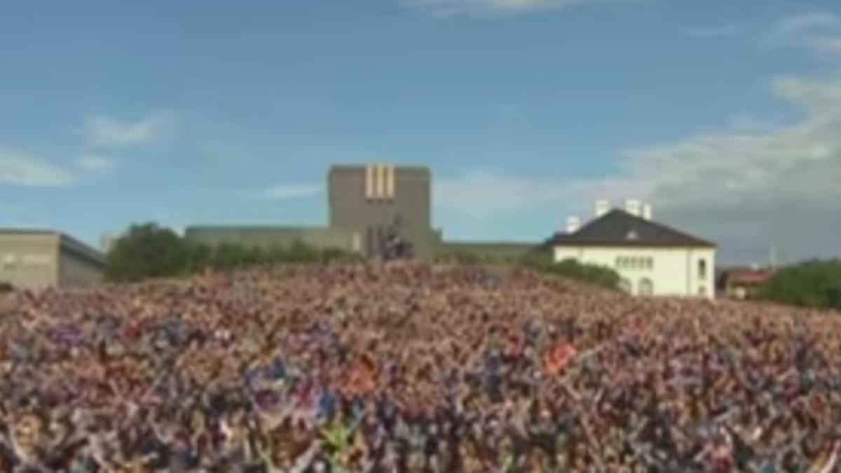WATCH: Just about all of Iceland showed up to do the 'Viking clap' with ...