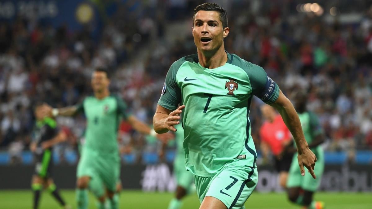 Ronaldo scores, Portugal beats Wales to advance to Euro 2016 final ...