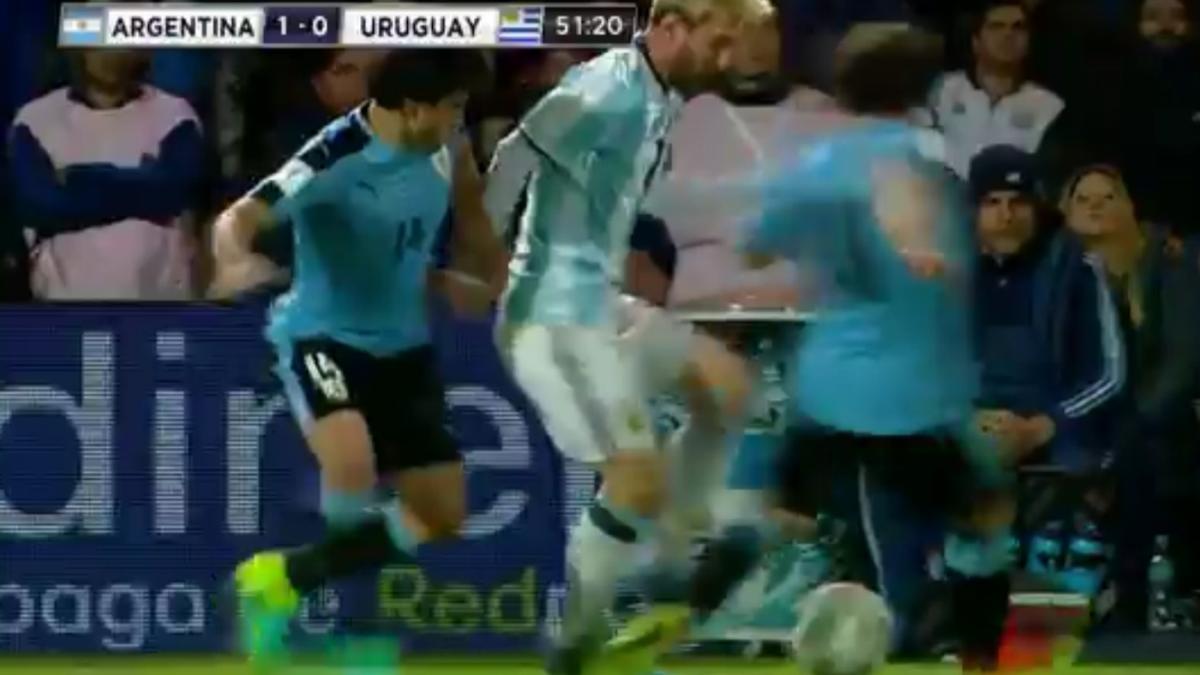 WATCH: Argentina star Messi embarrasses defender with filthy nutmeg ...