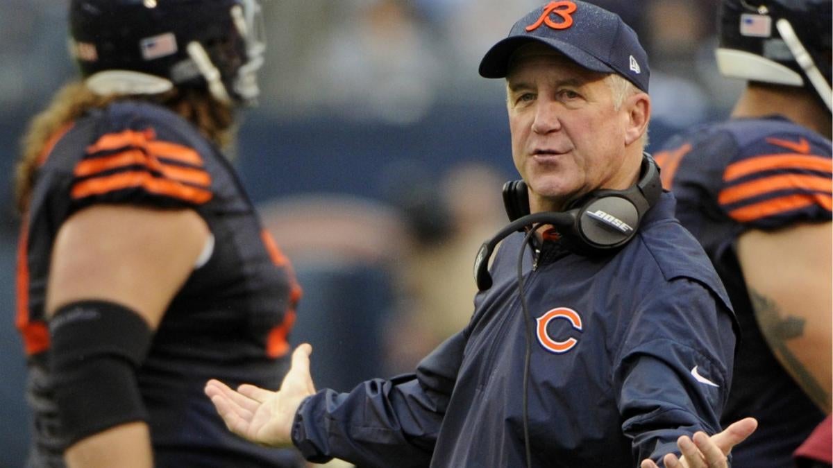 John Fox is not amused by hot-dog eating reporters questioning Bears ...
