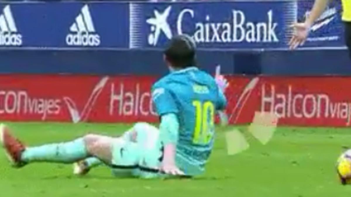 Barcelona's Messi shows sportsmanship, tells ref not to call foul after ...