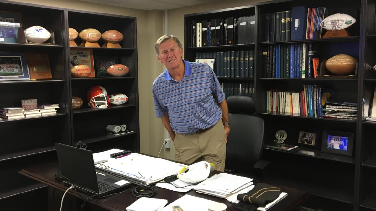 Head Ball Coach In Winter: A day with Steve Spurrier in his new role at ...