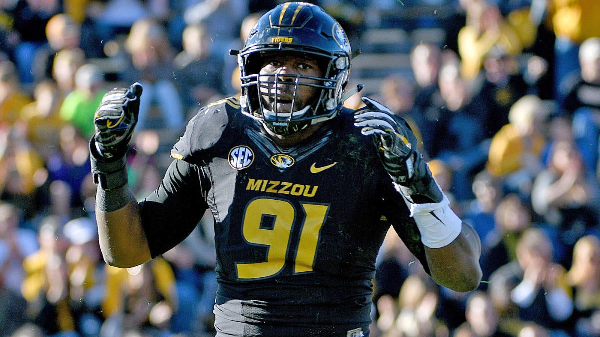 2017 NFL Draft Grades: Dolphins get a B+ for selecting Charles Harris ...