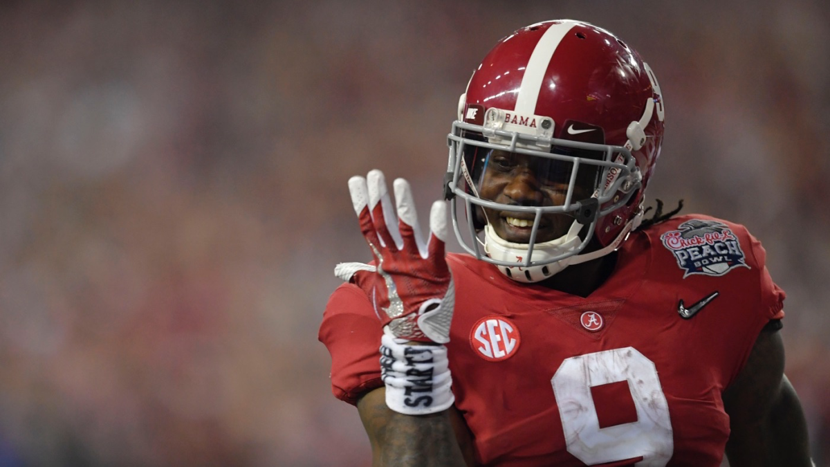 LOOK: Alabama's Bo Scarbrough gives Washington the Usain Bolt treatment ...