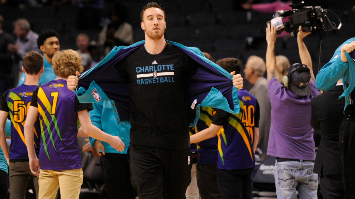 After rocky rookie season, Frank Kaminsky is showing his potential with ...
