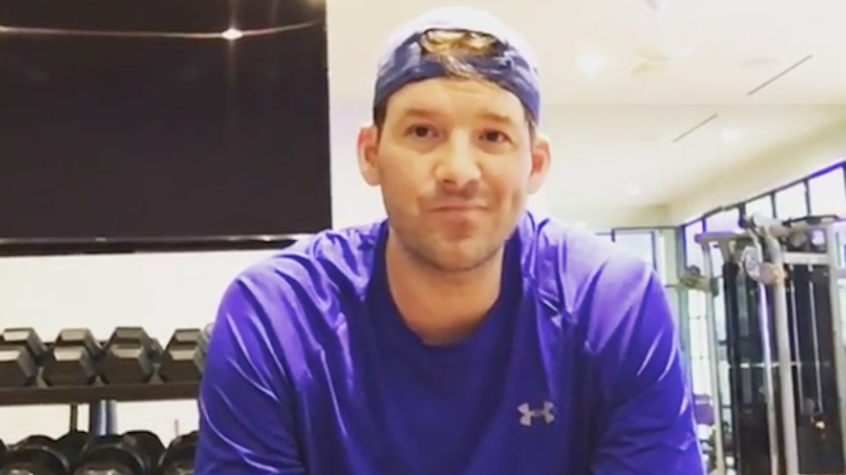 WATCH: Tony Romo says thanks to Cowboys fans with sad music playing ...