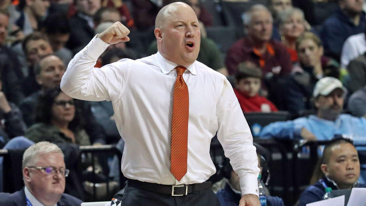 WATCH: Virginia Tech's Buzz Williams tells fans to 'quit cussing ...