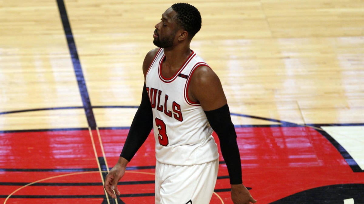 Dwyane Wade talks future, and he's not exactly ruling out ring chasing ...