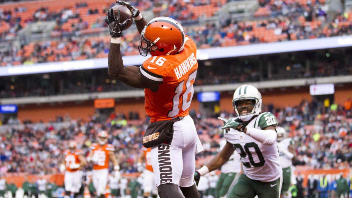 Andrew Hawkins found time in his NFL schedule to get a master's degree ...