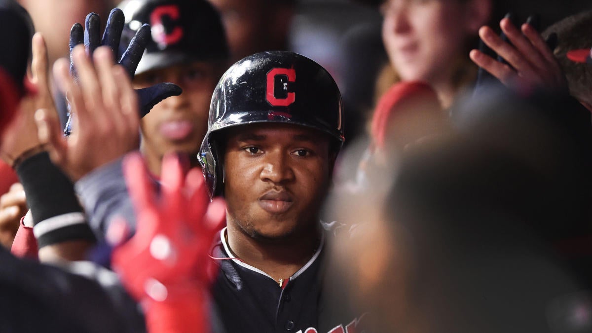 MLB Monday scores, highlights, updates, news: Indians extend winning ...