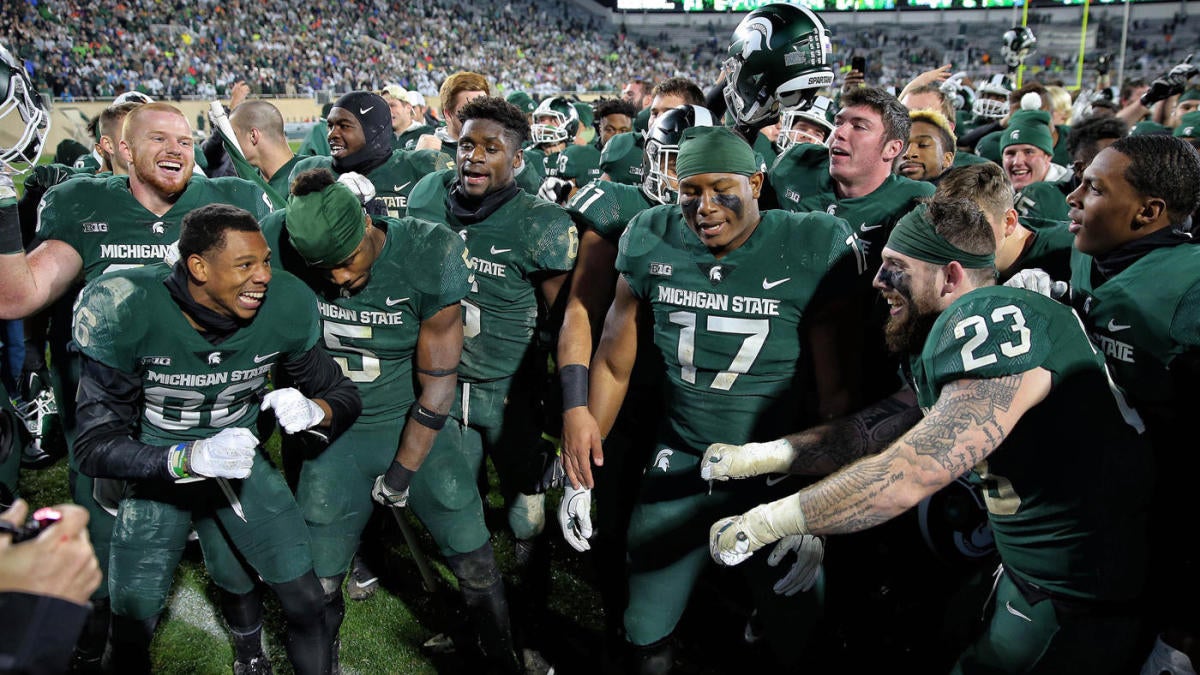 Penn State at Michigan State score: No. 7 PSU upset as Spartans flex ...