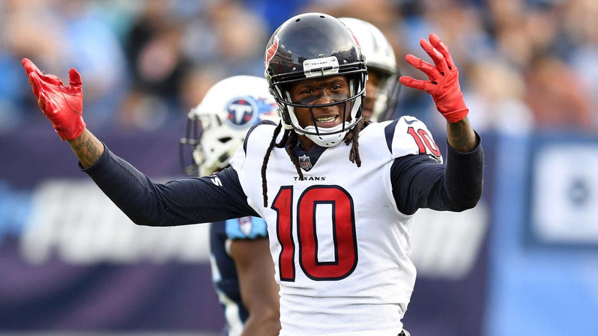 LOOK: DeAndre Hopkins is trying to recruit Jimmy Graham to Texans via ...