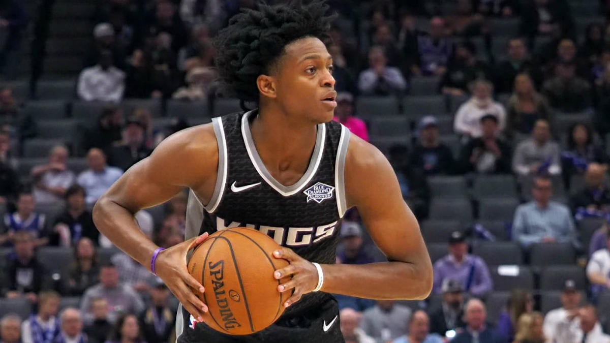 Kings' rookie De'Aaron Fox out at least 2 weeks with partial quad tear ...