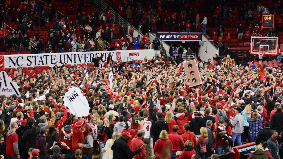 WATCH: NC State fans storm the court after Wolfpack upend No. 2 Duke ...