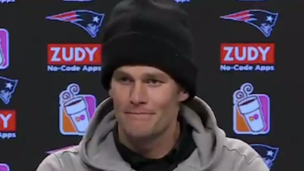 Tom Brady reportedly had stitches removed from his right hand earlier ...