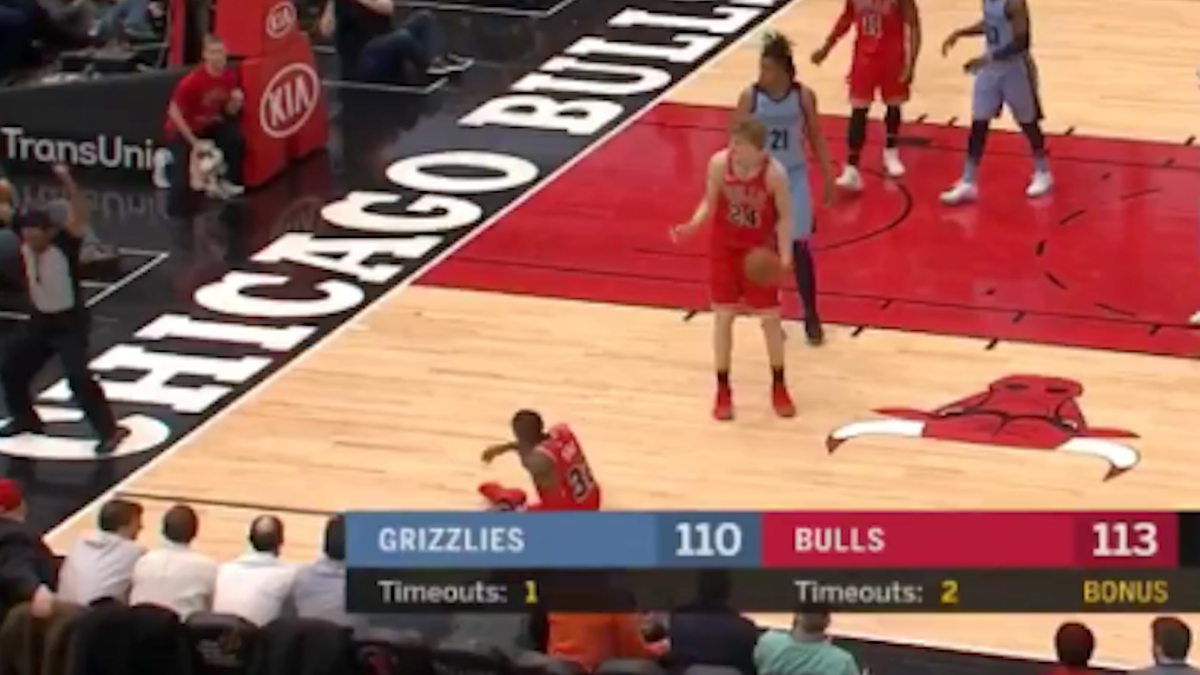 LOOK: NBA referee delivers the season's best call with a magnificent ...