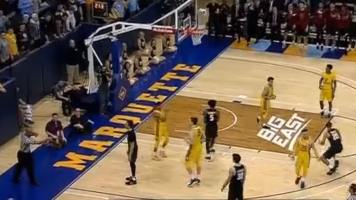 LOOK: Clumsy referee runs over Harvard player, kills NIT comeback vs ...