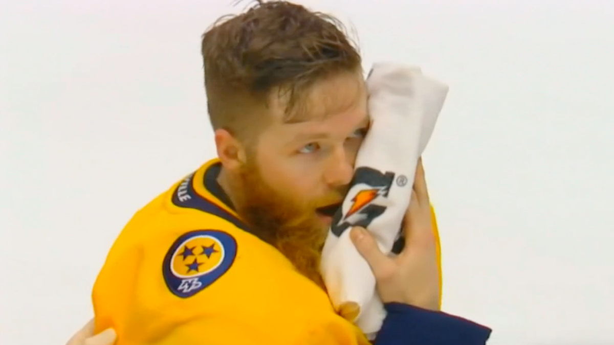 LOOK: Predators defenseman Ryan Ellis narrowly escapes serious injury ...