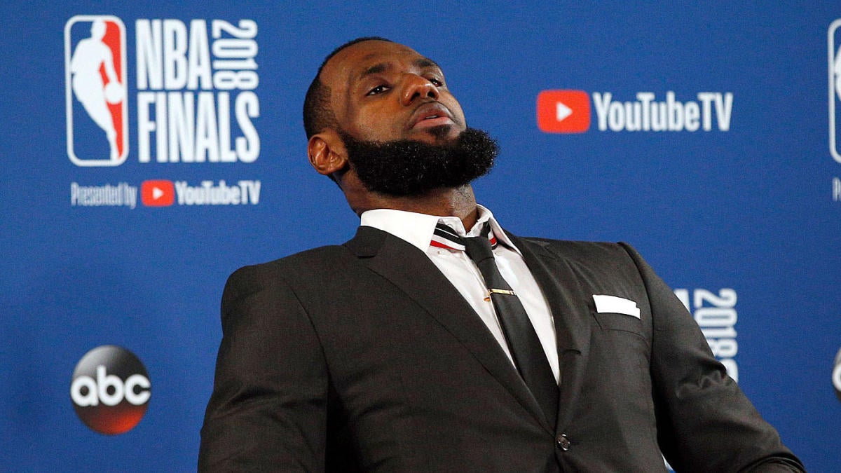 2018 NBA Finals: LeBron James storms out of Game 1 press conference ...